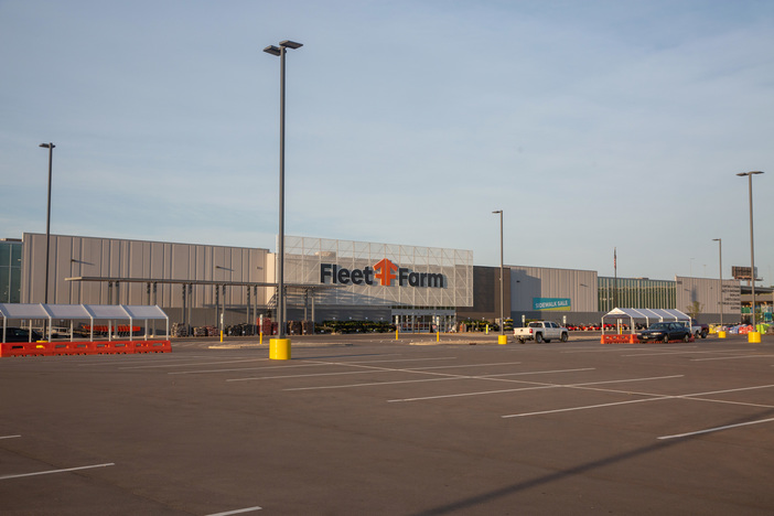 Fleet Farm | Lloyd Companies