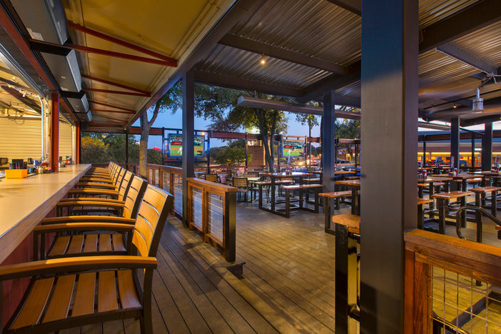 Boomerjacks Grill | Franz Architects