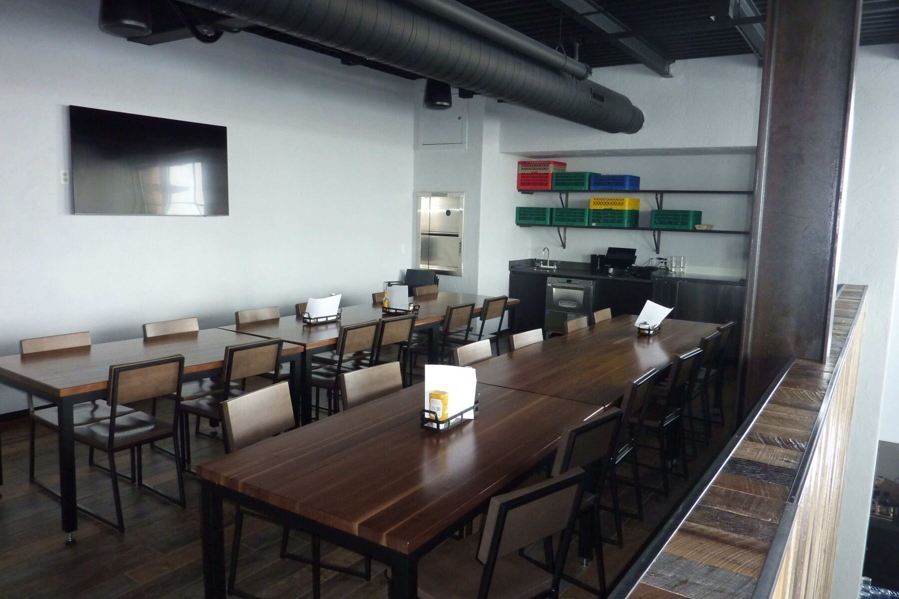 G5 brewing, dining area | The Boelter Companies
