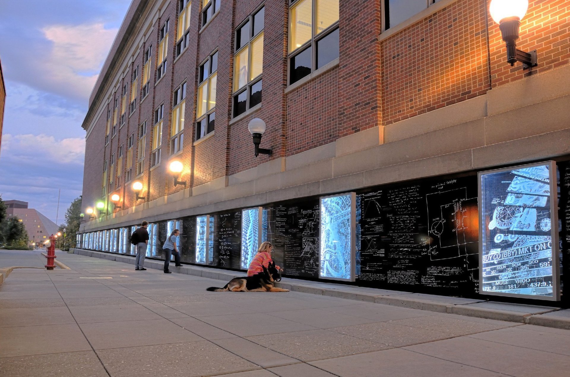 Donor Walls | GlassArt Design