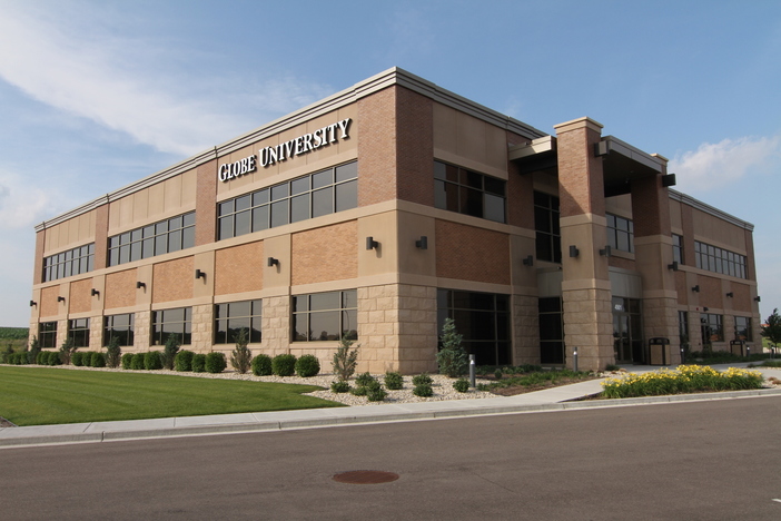 Globe University - Minnesota School of Business | Wells