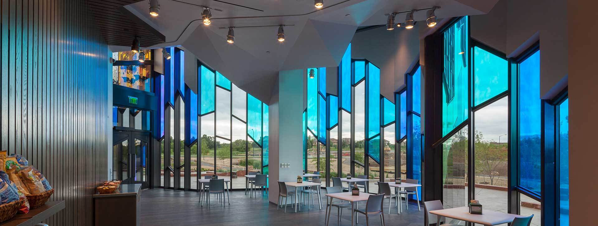 Glodray Glass Museum at Prairiefire Dichroic Laminated Glass Glazing ...