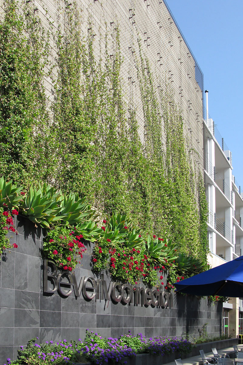 greenscreen parking structures beverly connection live wall | greenscreen