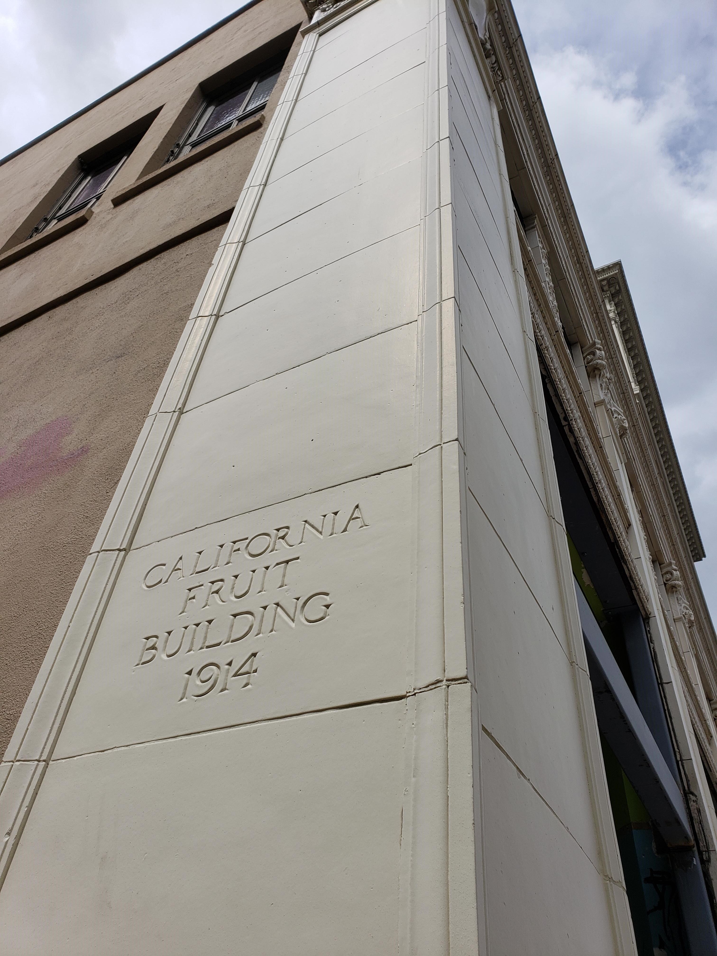 California Fruit Building | Maxxon