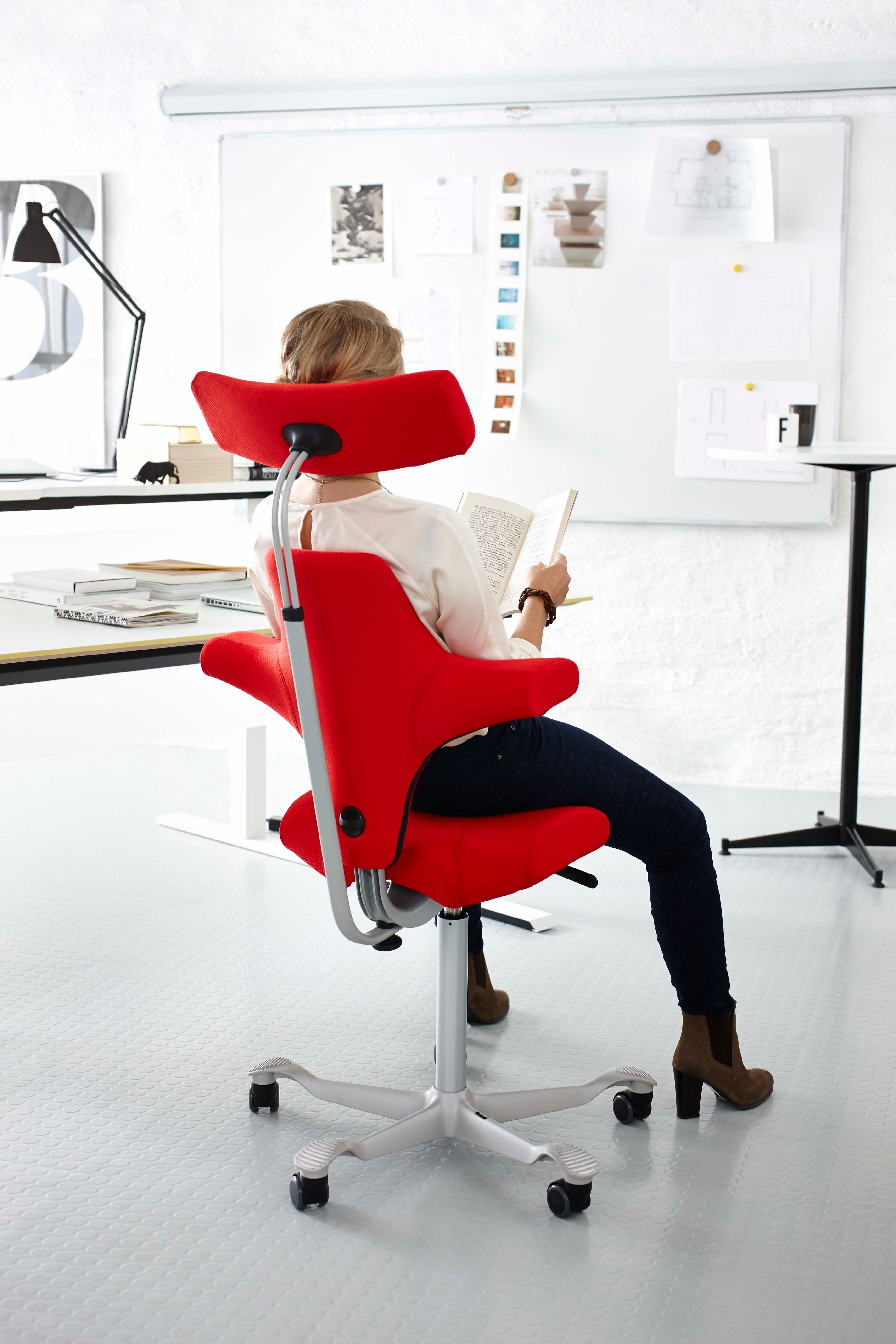 HÅG Capisco with headrest | 9to5 Seating