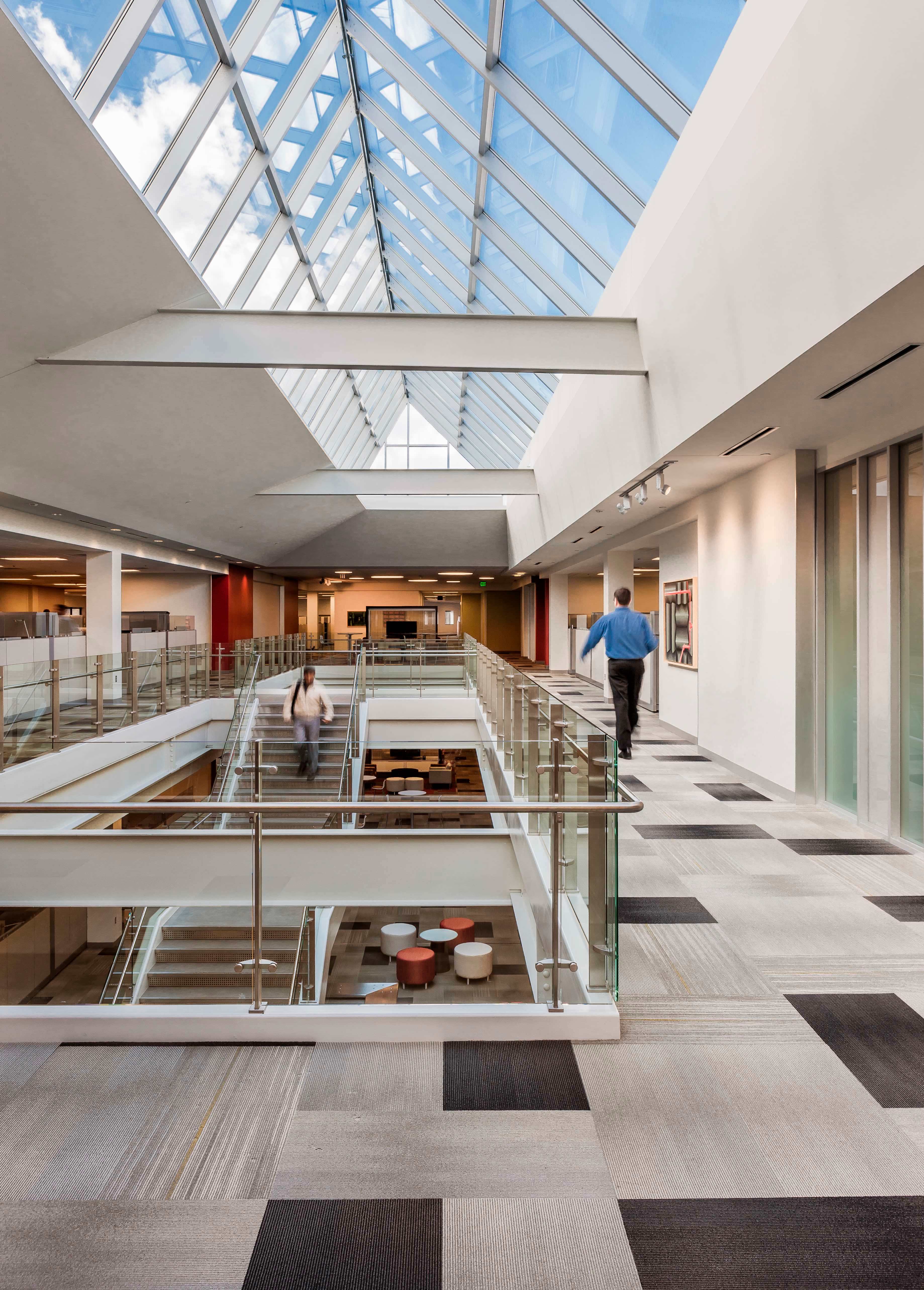 HCM Architects CPG Corporate Office Shoreview Minnesota Skylight Hagen ...
