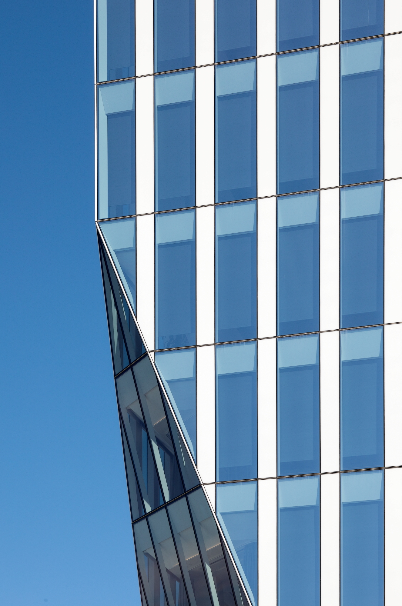 HDR Headquarters | Architectural Wall Systems, LLC