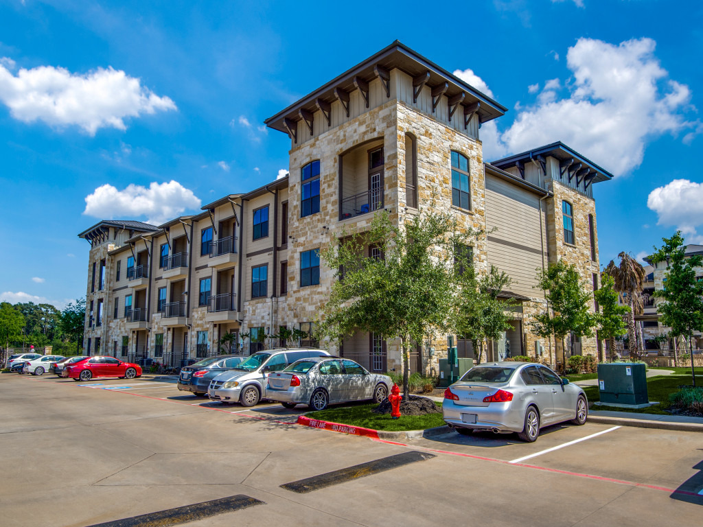 Hensley Lamkin Rachel ARIUM Spring Plaza Exterior Architecture 6 ...