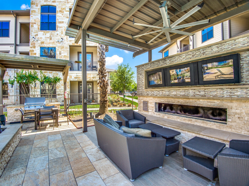 Hensley Lamkin Rachel ARIUM Spring Plaza Exterior Architecture Outdoor ...