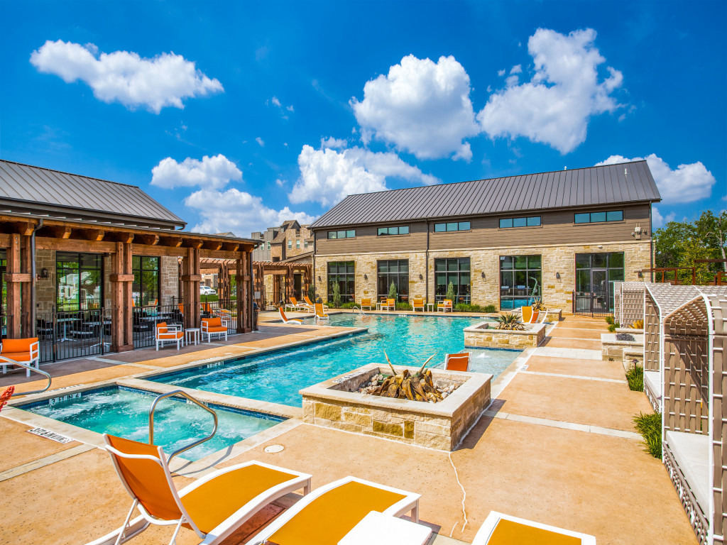 Soho Square - Amenity Center | Hensley Lamkin Rachel, Inc.