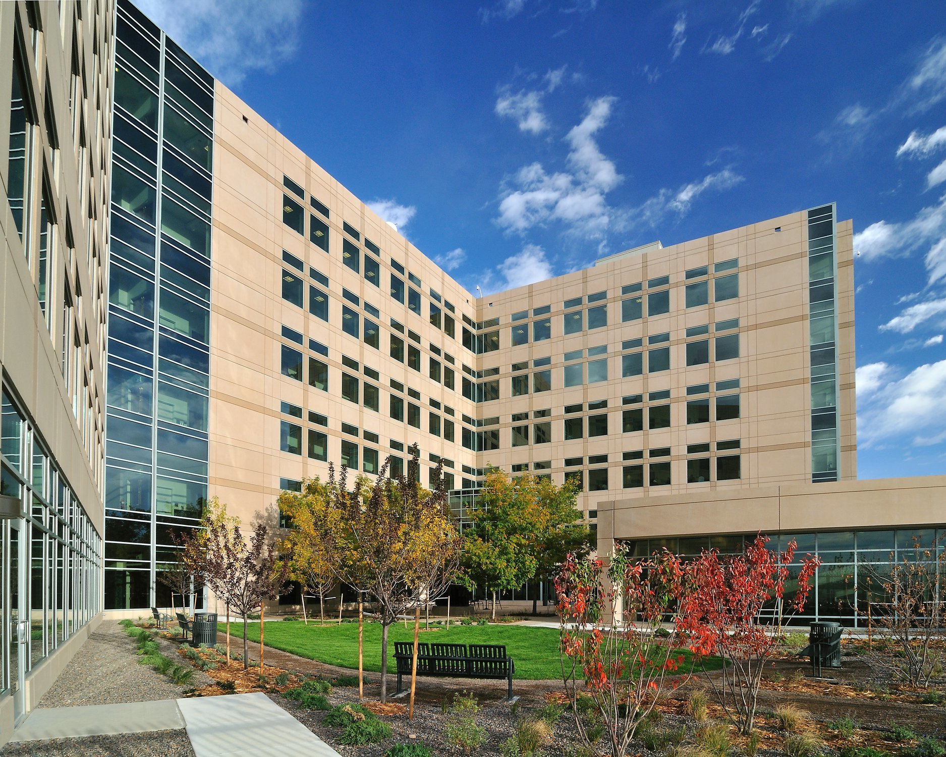 HP-Wall High Performance Curtainwall exterior windows courtyard ...