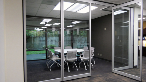 Hufcor GF Series Low Profile Acoustical Glass Wall School Classroom ...