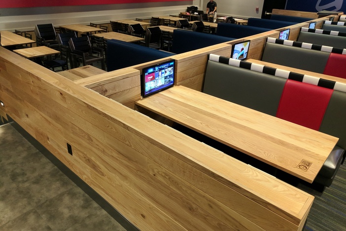 Arooga's Grille House and Sports Bar | i2i Design