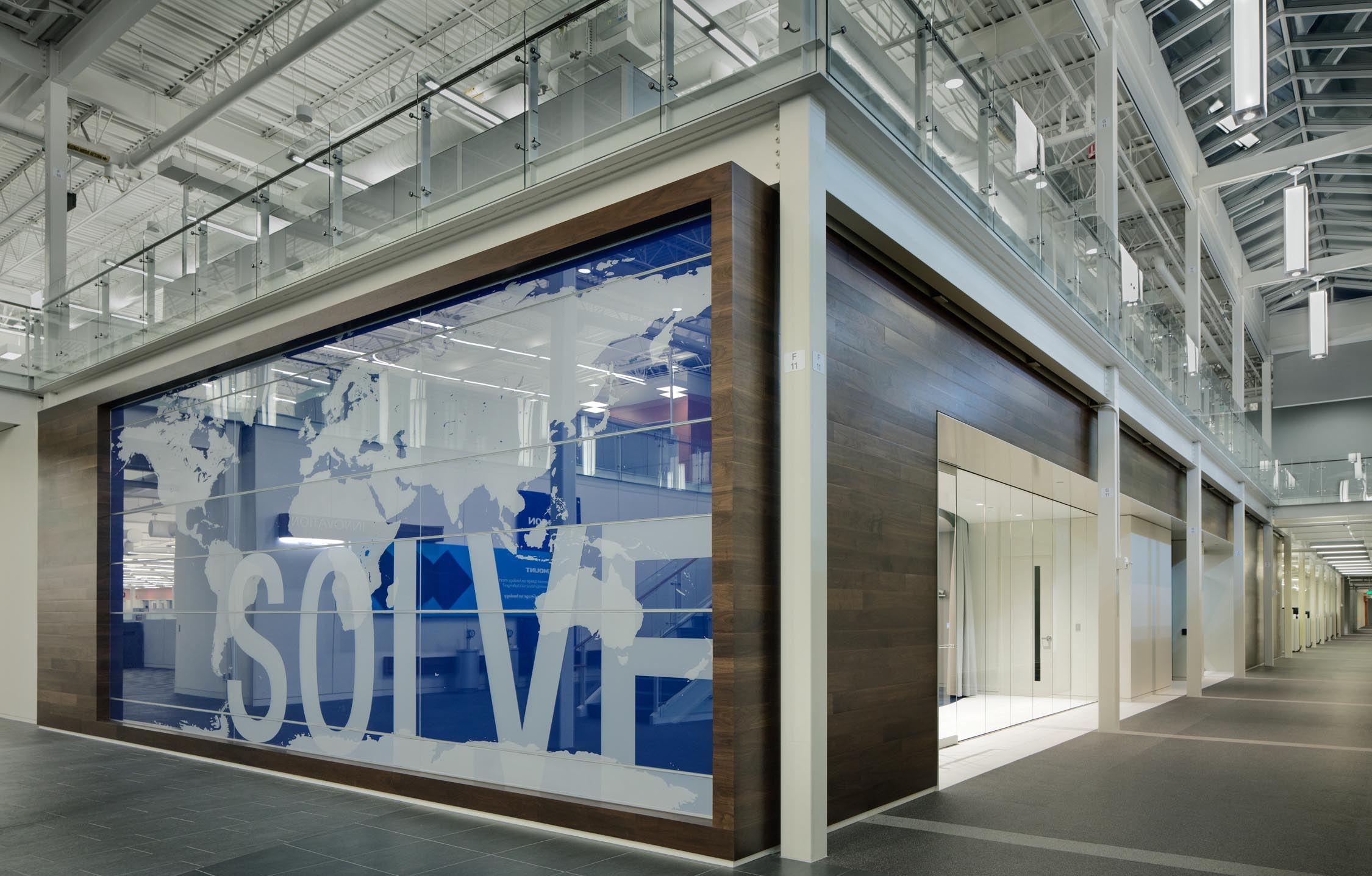 InVision Glass Design Emerson Automation Solutions Lobby Design Glass ...