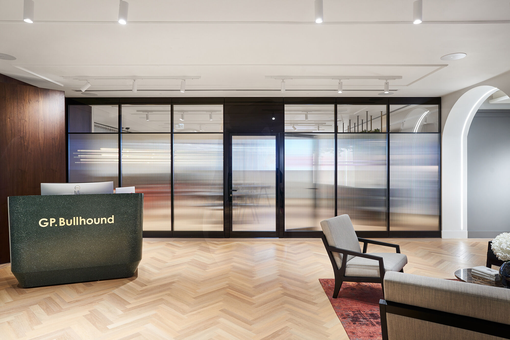 Isomi GP Bullhound Reception and Waiting Area | Isomi