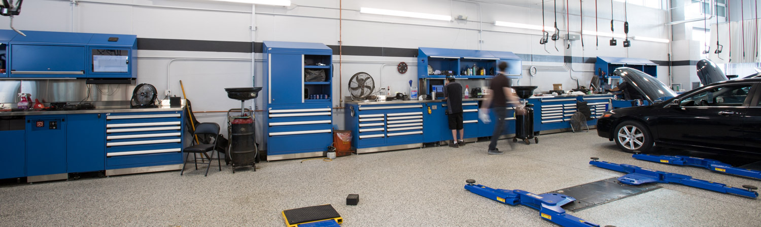 iSpace Environments Dahl Honda Car Dealership Interior Service Garage ...