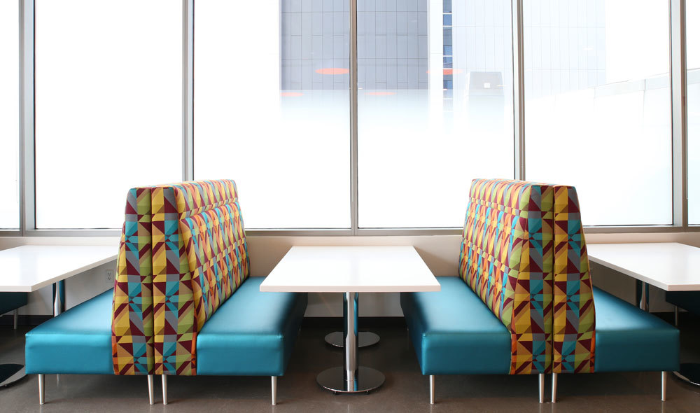 iSpace Environments Mall of America Office Employee Lounge Booth Seats ...