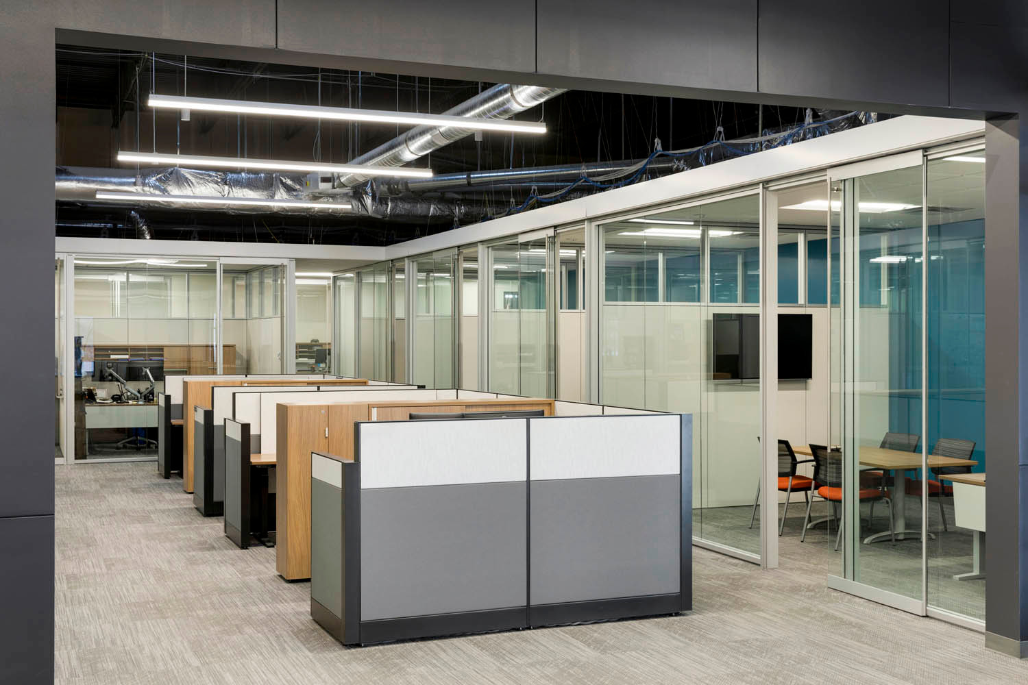 iSpace Environments SVL Office Space Interior Open Office Cubicles ...
