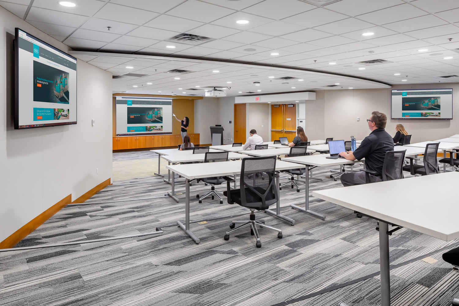 iSpace Environments Tennant Company Eden Prairie Minnesota Office ...