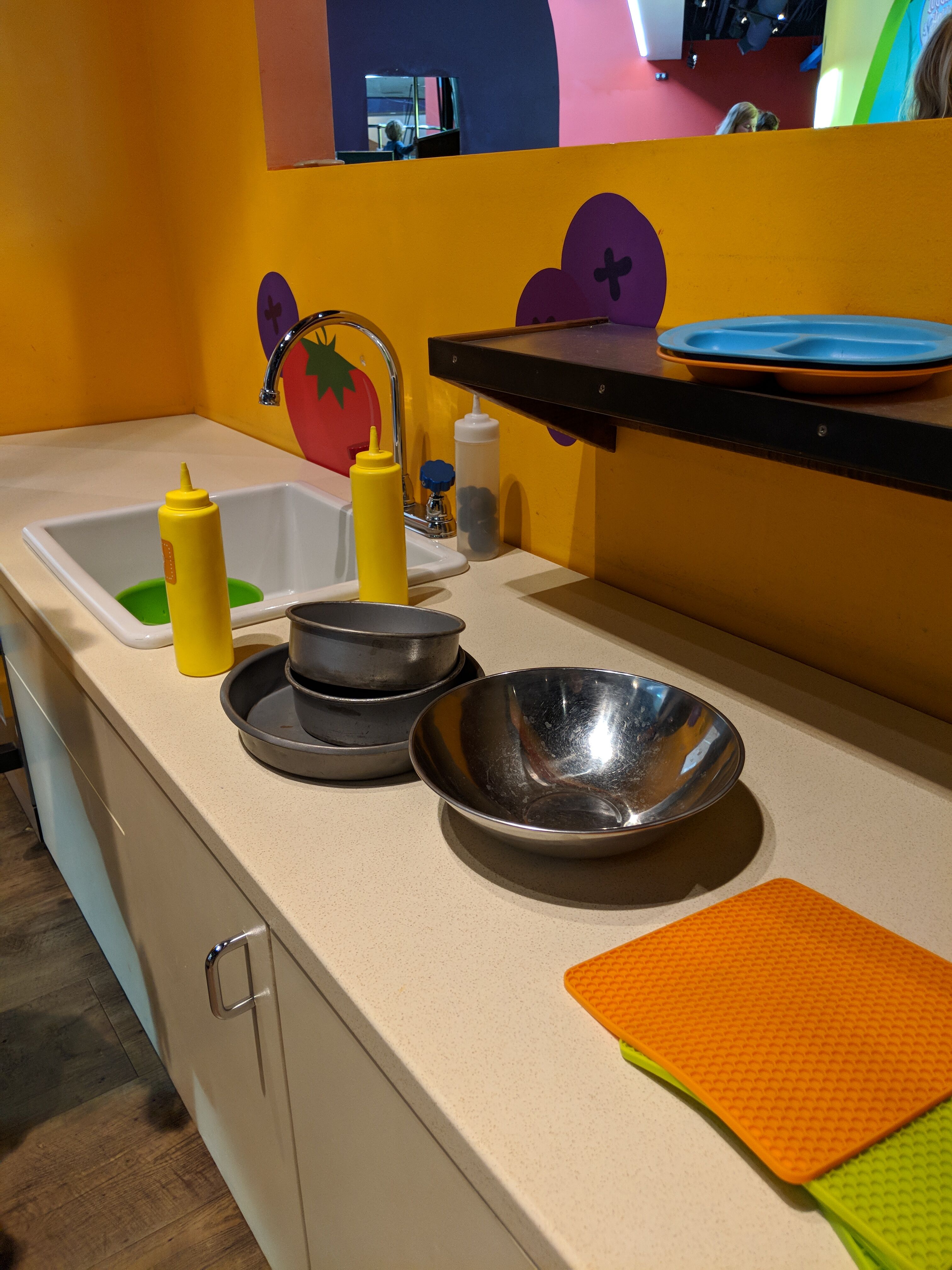 Kids Museum Kitchen Counter | Durat USA