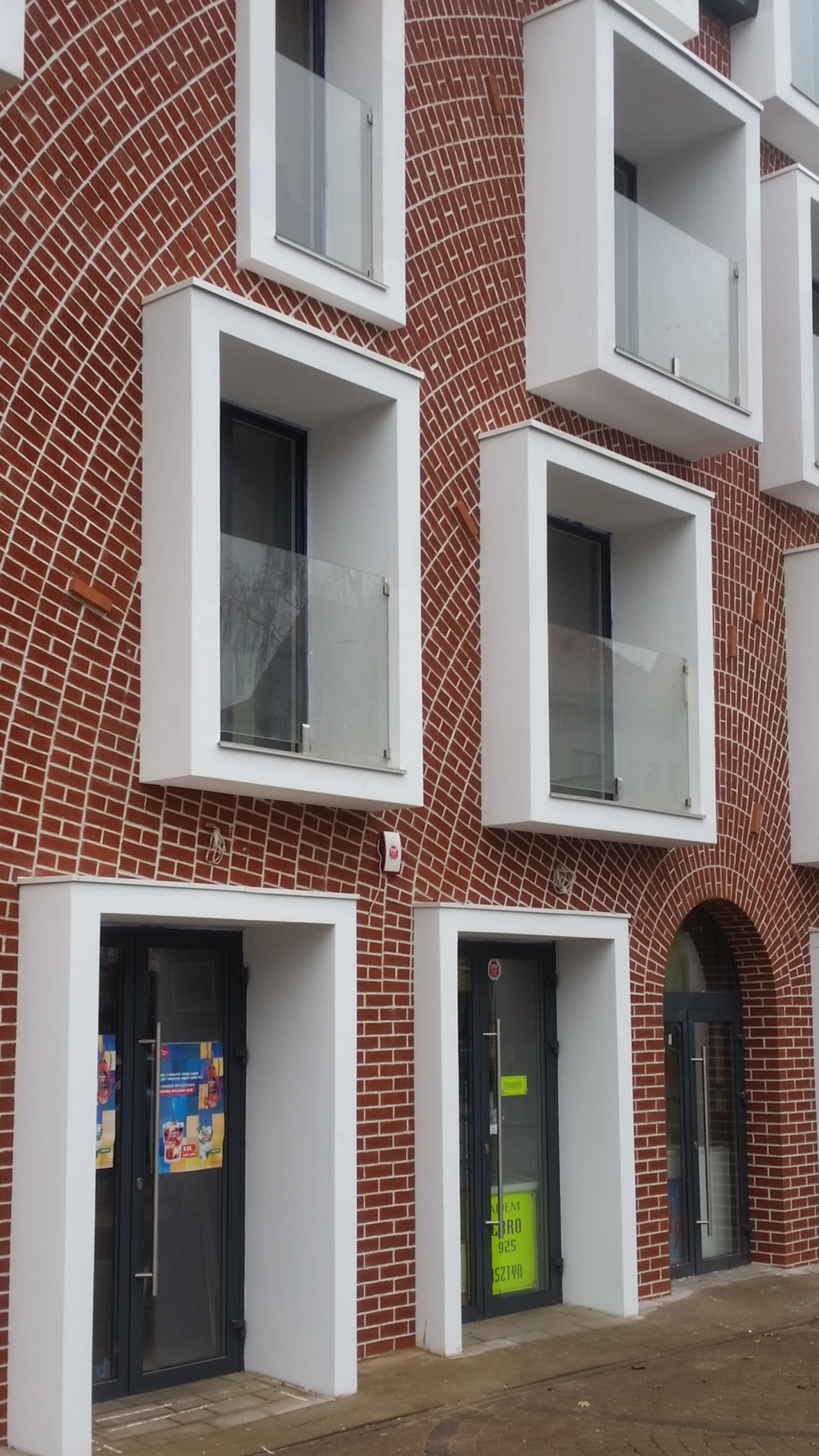 King Klinker Thin Brick Ruby Red Store Front Facade | King Klinker Thin ...