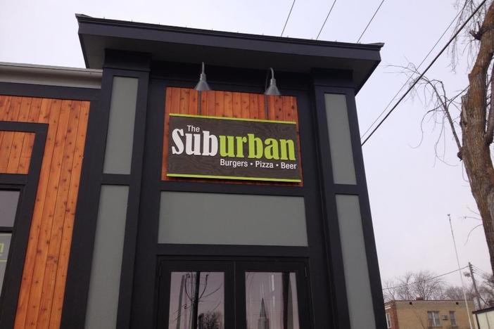Restaurants & Bars | Landmark Architectural Signs