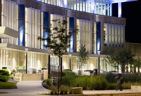 Madison Area Technical College | Landscape Forms