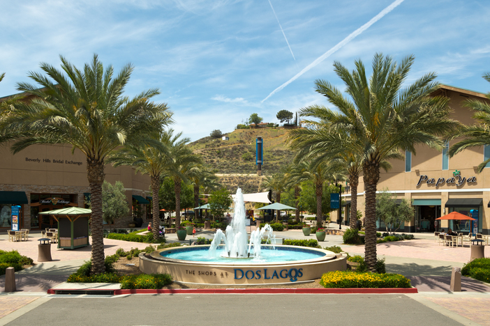 The Shops at Dos Lagos | LandStudio360