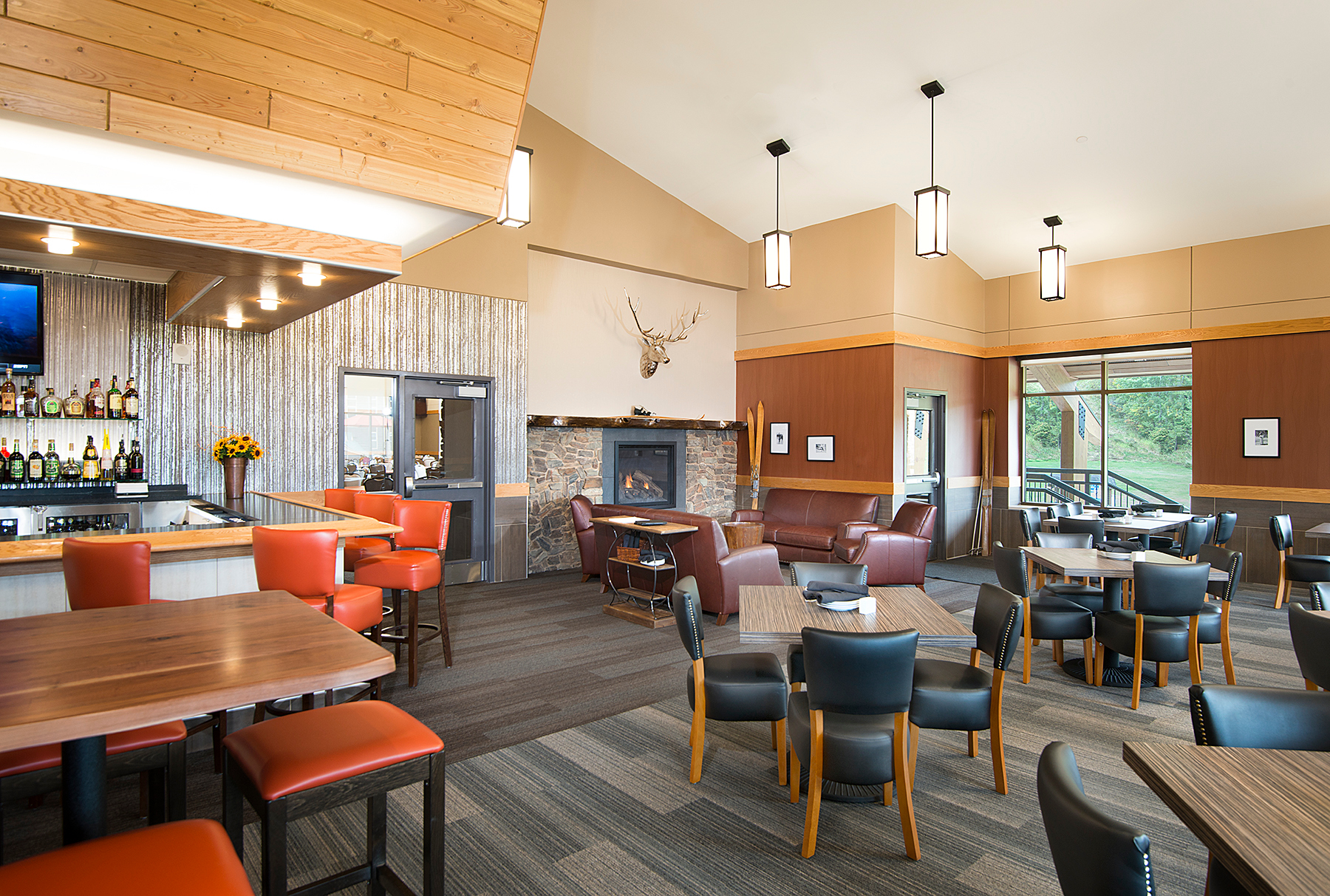 LHB Architects Giants Ridge Ski Chalet and Event Center Bar and Seating ...