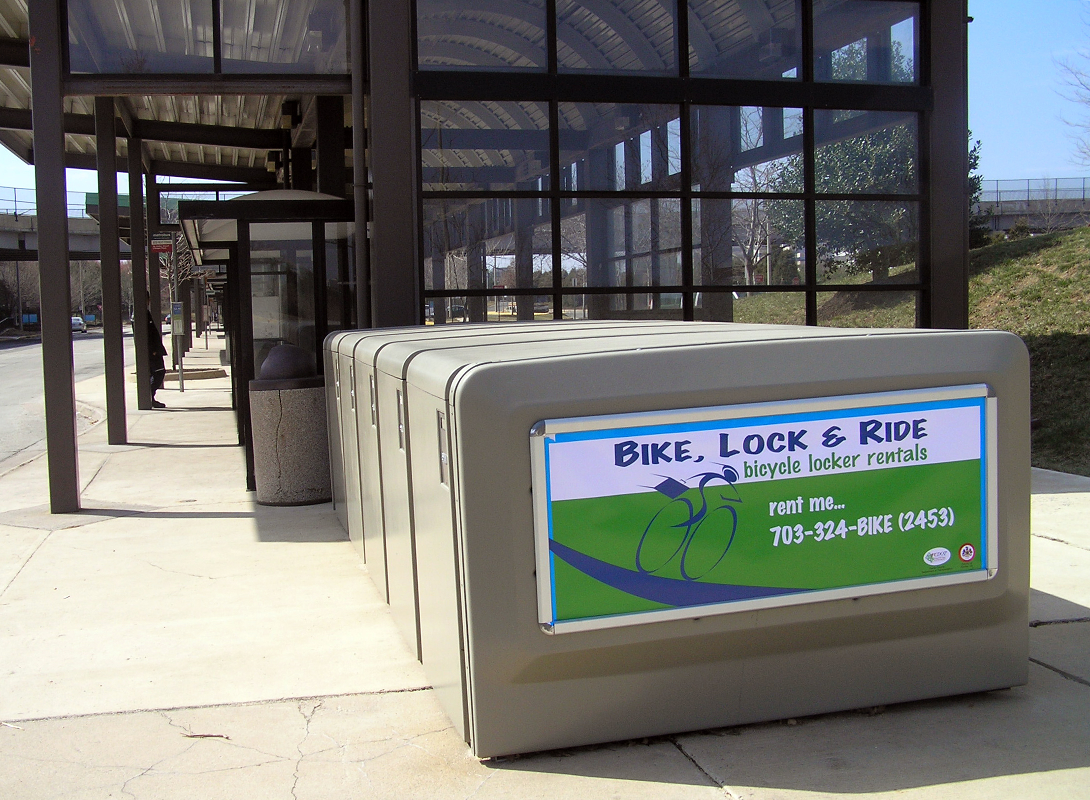 Locker Bank with Display Panel for Advertising | CycleSafe, Inc