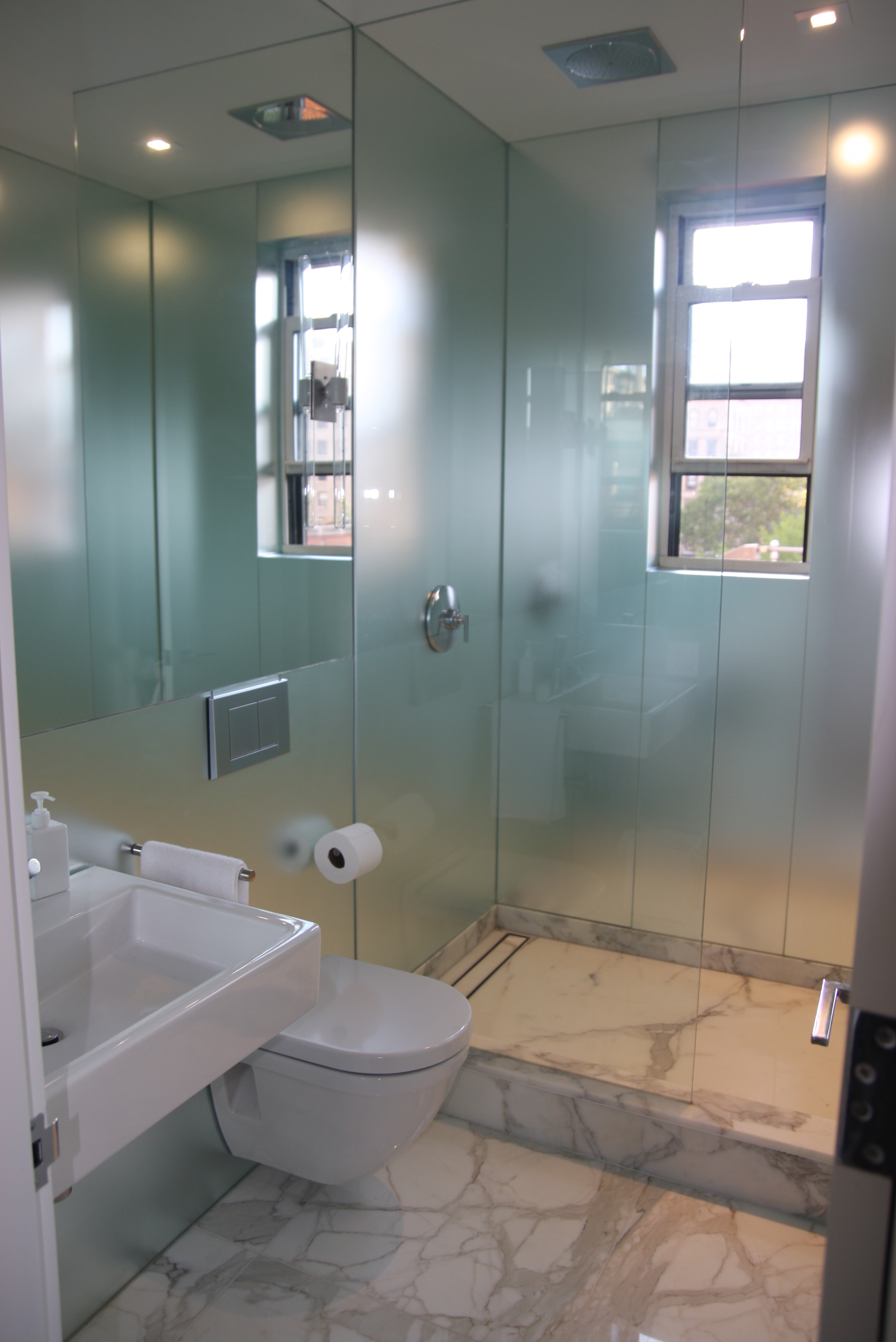 LUXE Linear Drains - Tile Insert | LUXE Linear Drains