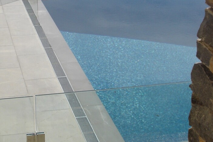 LUXE Pools | LUXE Linear Drains