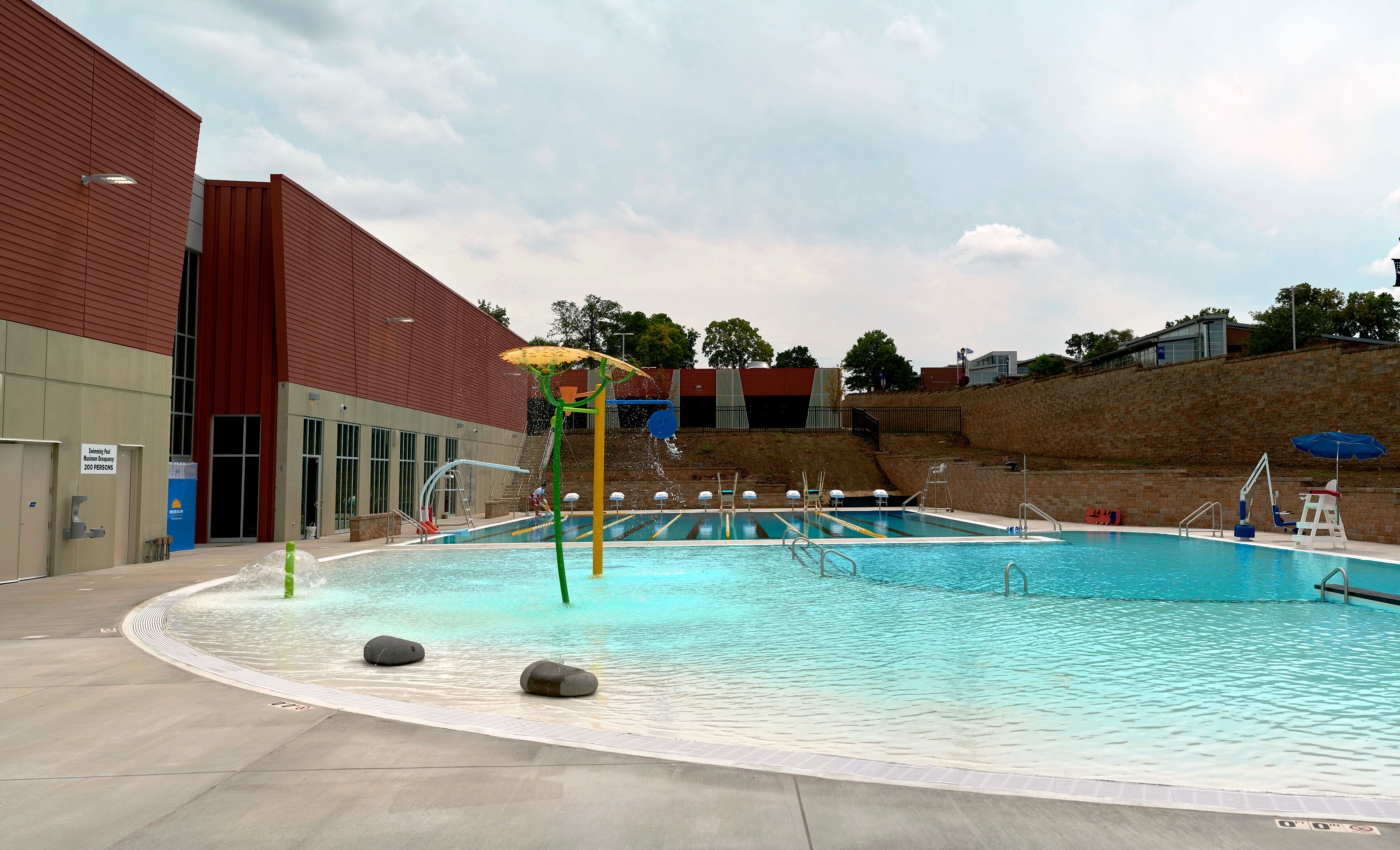 Merriam Community Center Splash Pad & Zero Depth Beach Entry | Aquatic ...