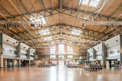 Seattle Armory Center | Meteor Lighting