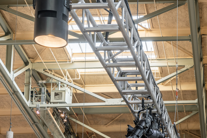 Seattle Armory Center | Meteor Lighting