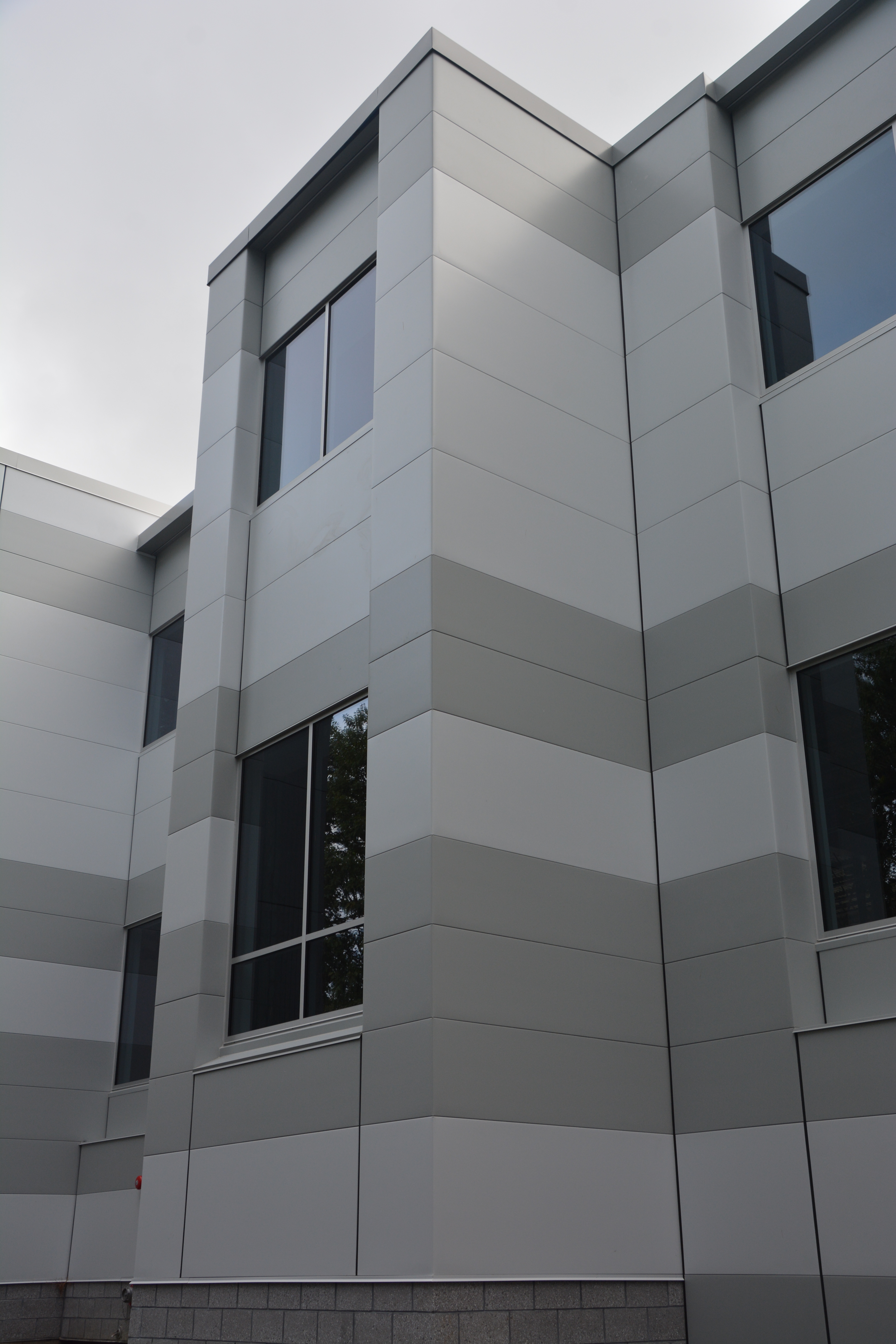 Middlesex Turnpike Office Building | Metl-Span