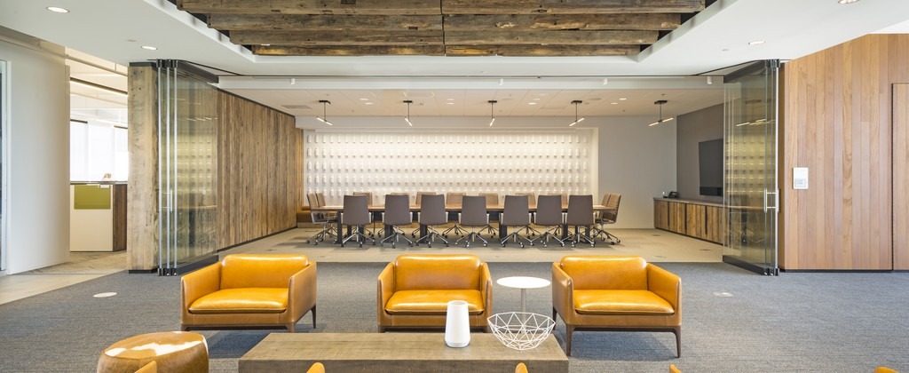 NanaWall Dairy Farmers of America Conference Room Seating Area | NanaWall