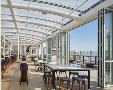 Offshore Navy Pier | NanaWall