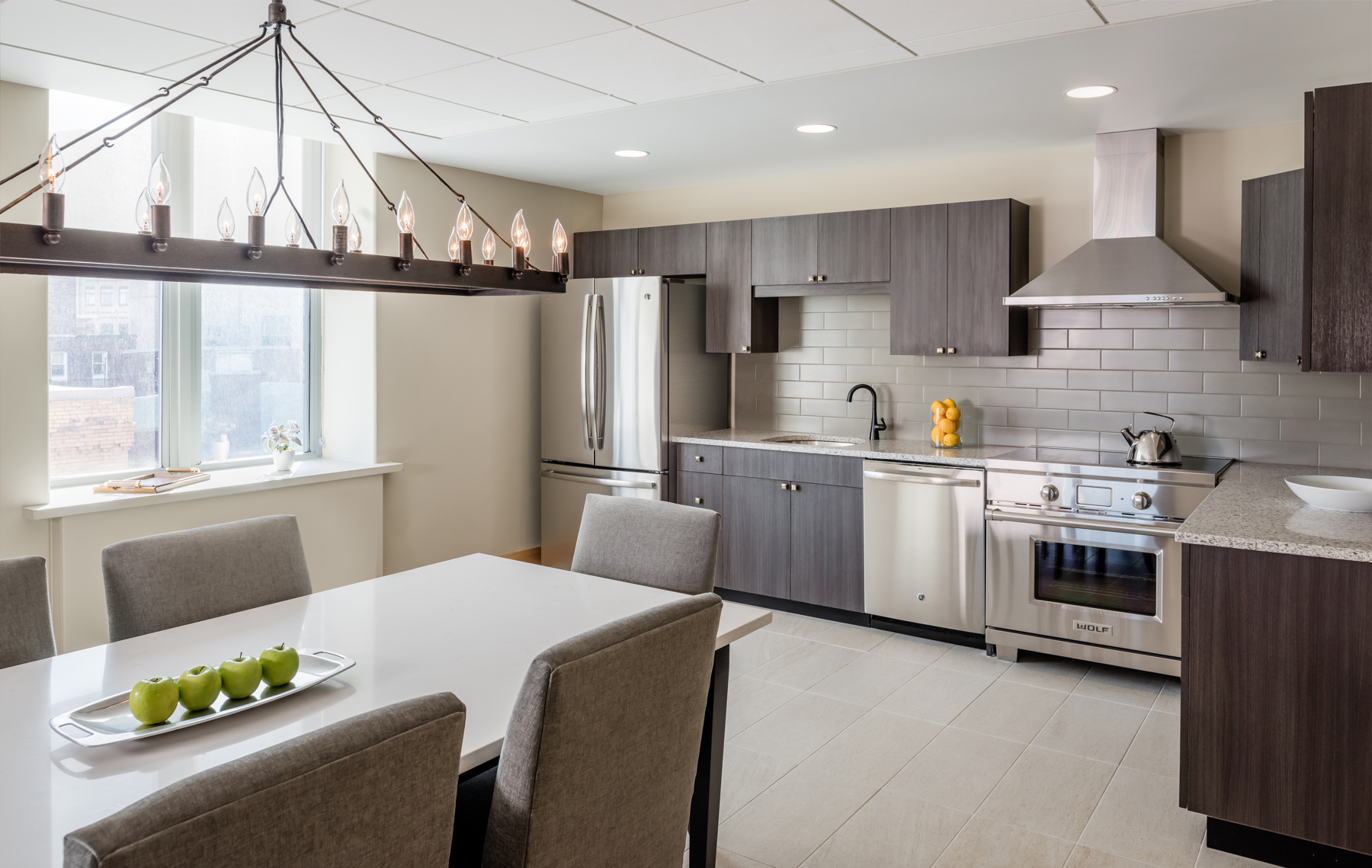 Neely House Common Kitchen | UPHEALING