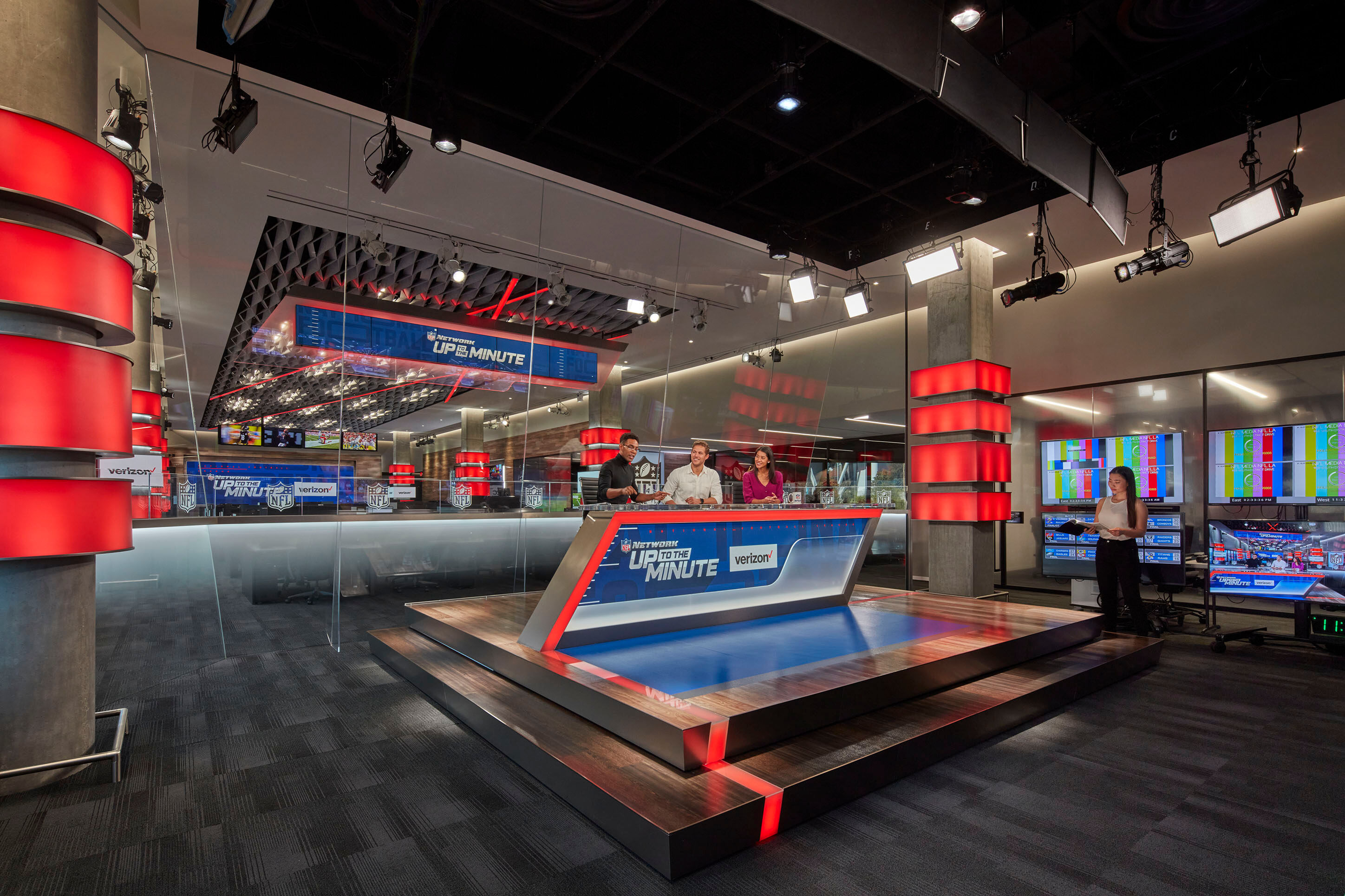 NFL Newsroom Deck | Tate Inc.