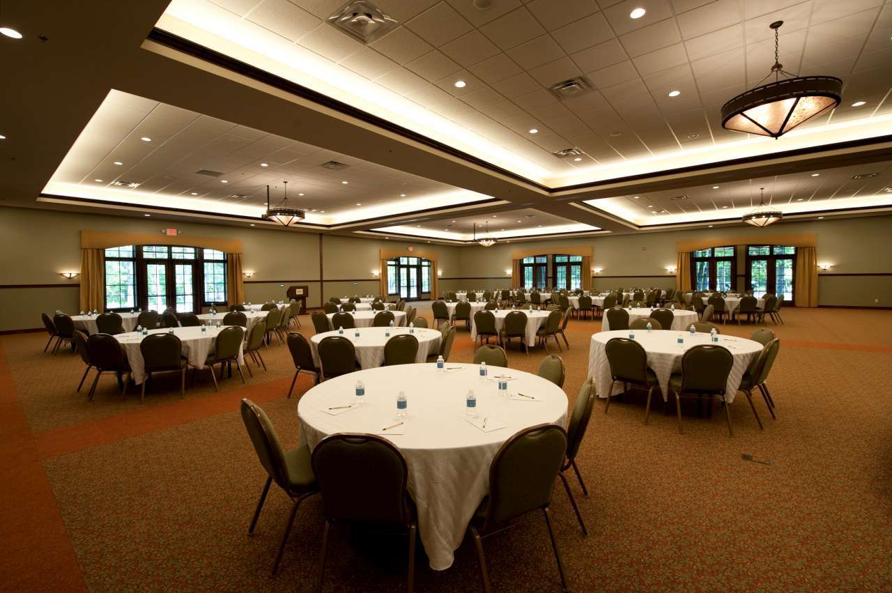 Nor-son commercial construction Gull Lake Conference Center banquet ...