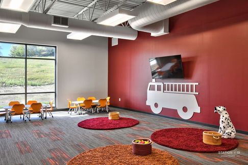 NorthCross Lutheran Church Station 19 church lounge | Station 19 Architects