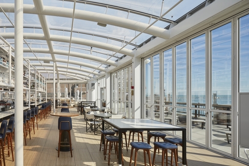 Offshore Navy Pier Rooftop Restaurant | NanaWall