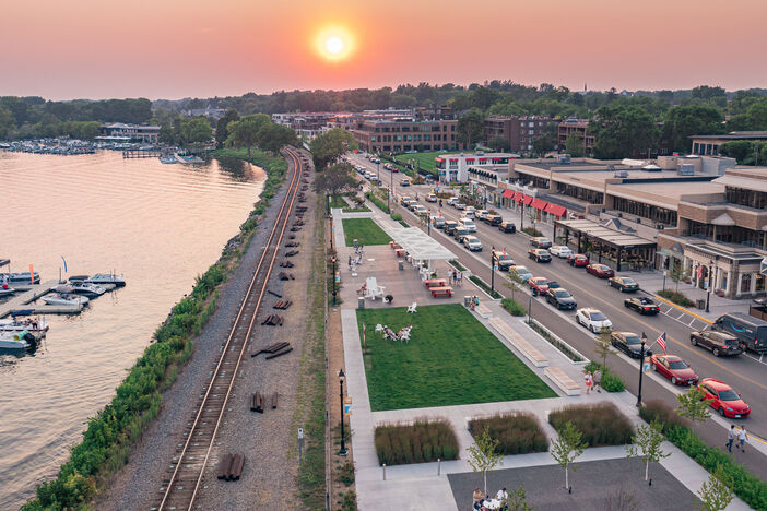 Panoway on Wayzata Bay | Stahl