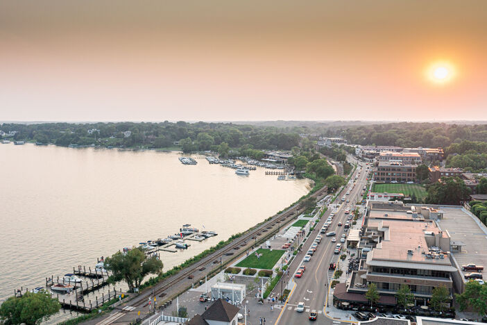 Panoway on Wayzata Bay | Stahl