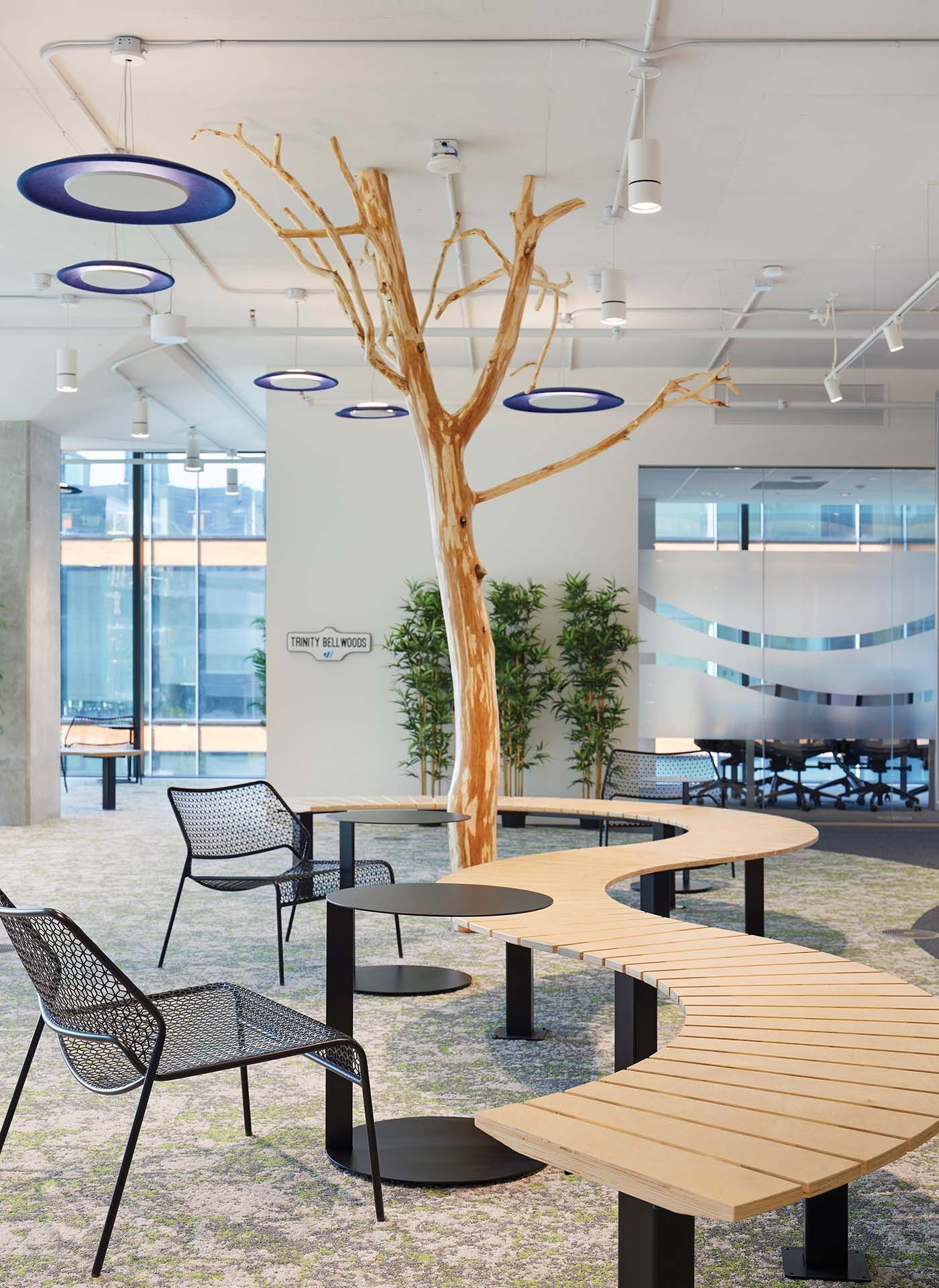 Photo-gallery-commercial-office-wave-financial-03 | Acuity Brands