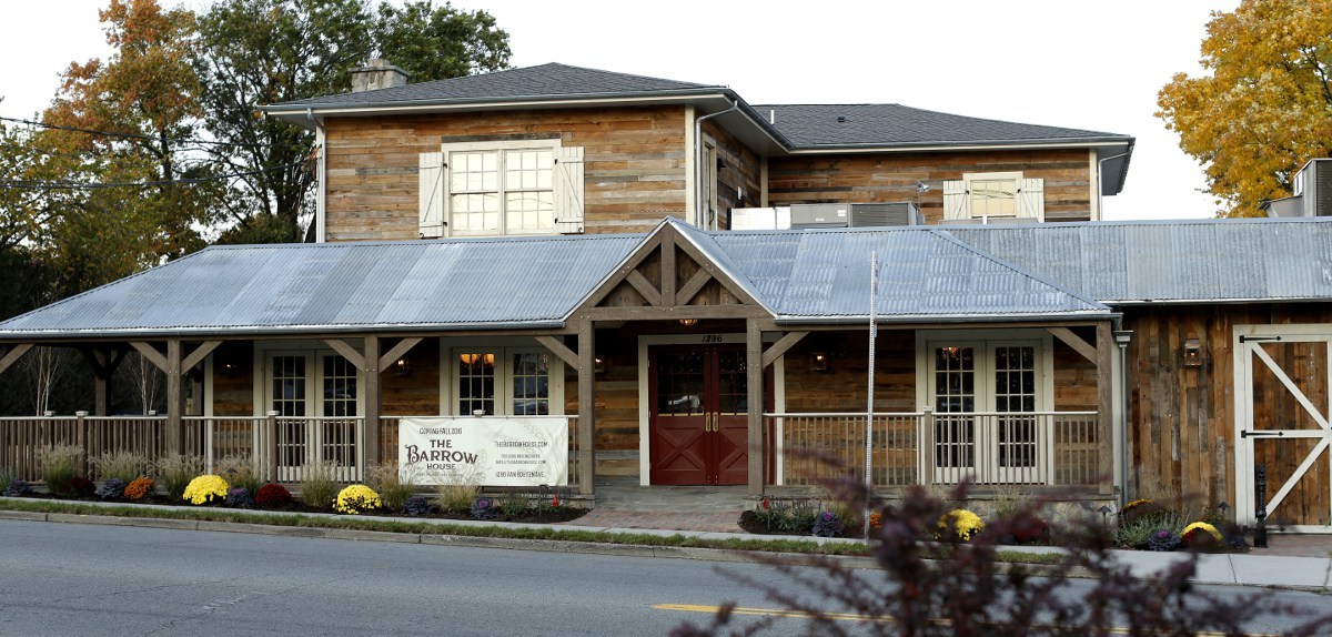 Pioneer millworks the barrow house exterior 2 | Pioneer Millworks