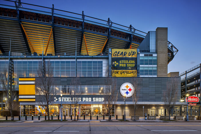 Pittsburgh Steelers Flagship Store | Meteor Lighting