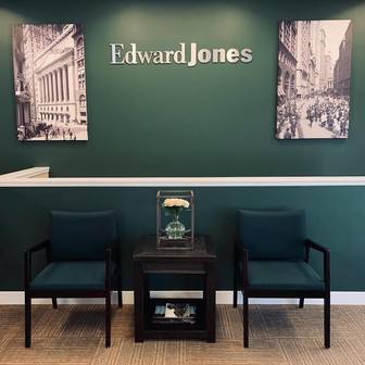 Edward Jones | Red Door Construction