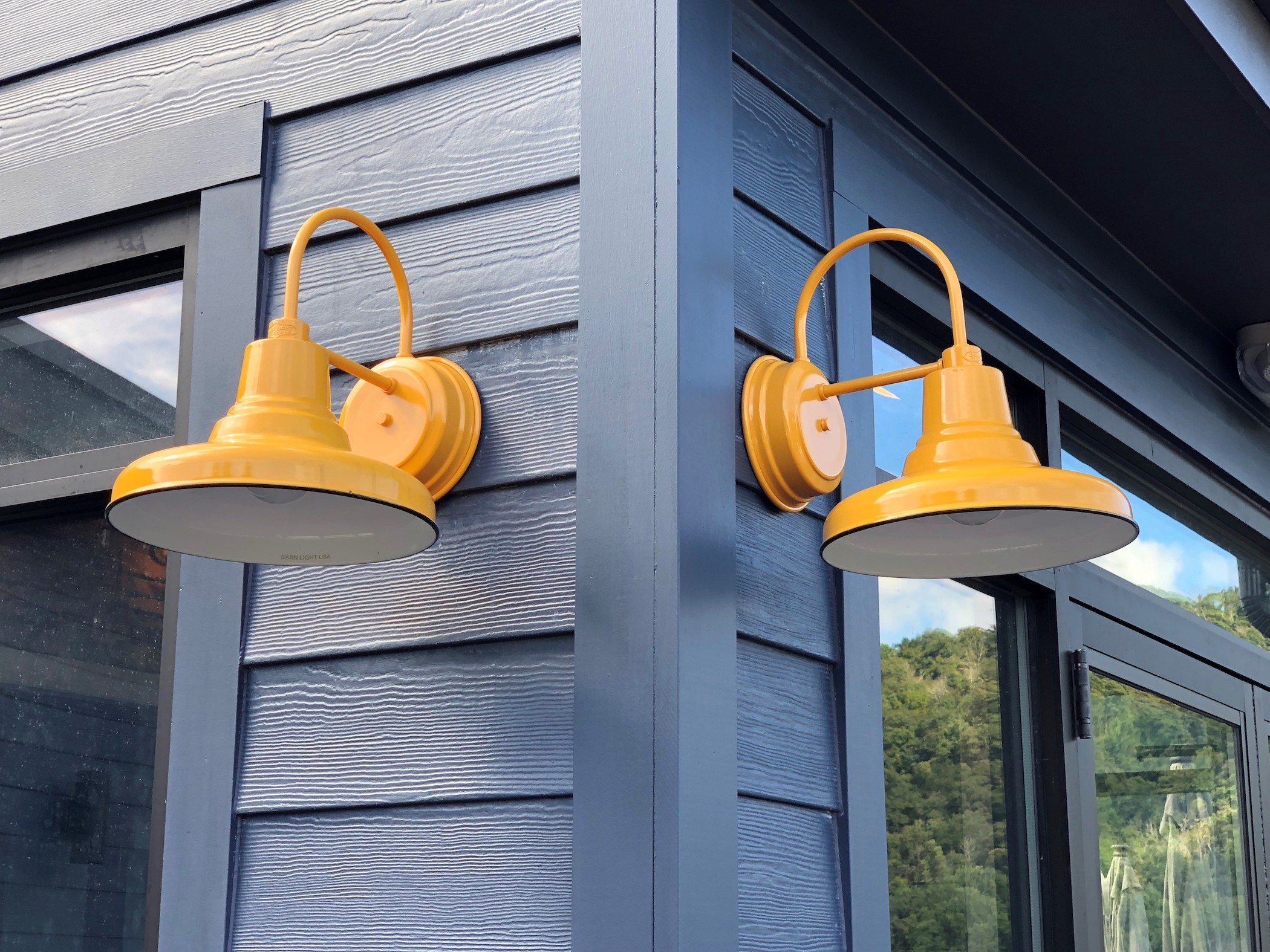 Restaurant exterior lighting | Barn Light Electric